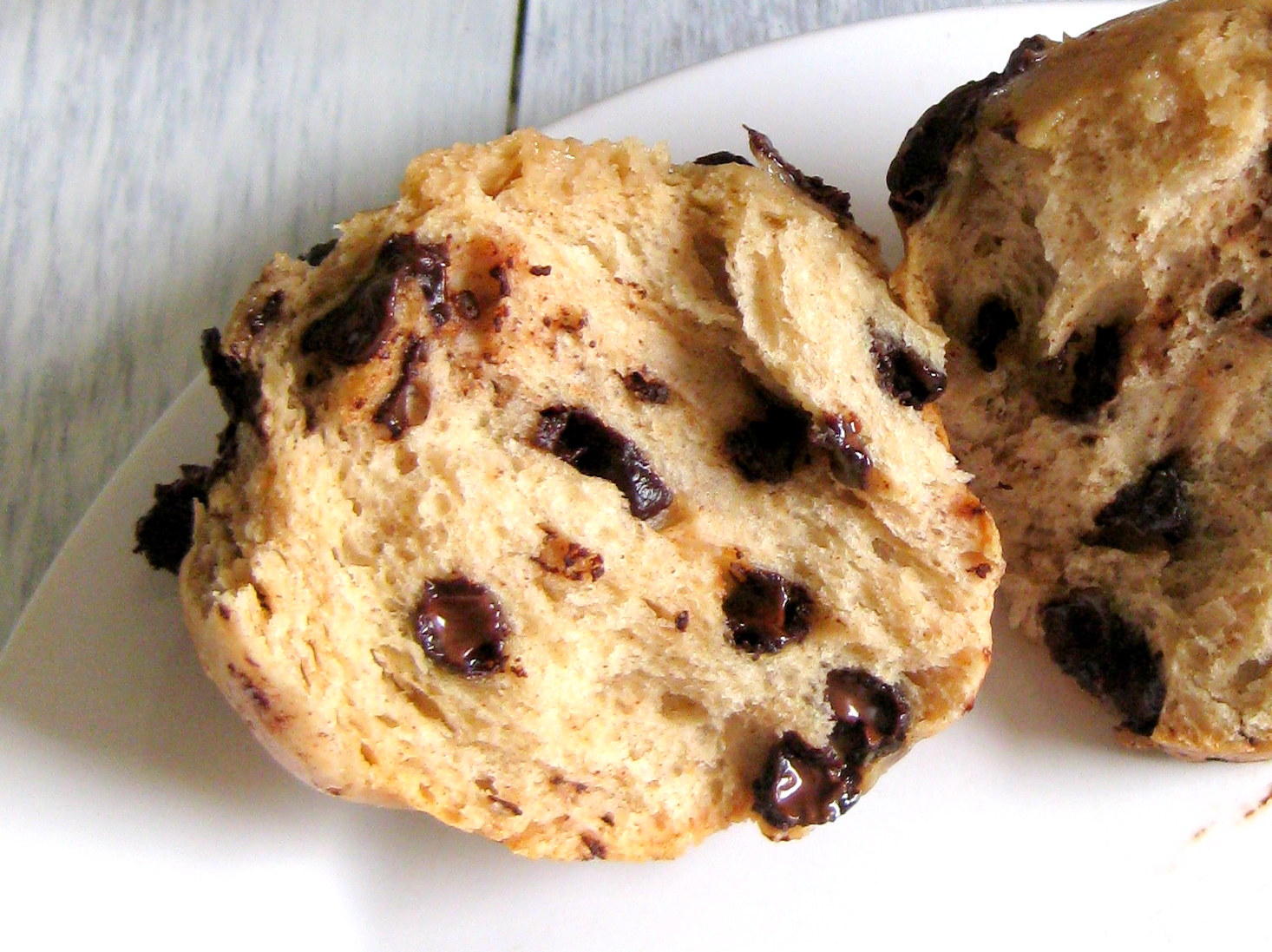 chocolate hot cross muffy buns – tiny kitchen, big appetite